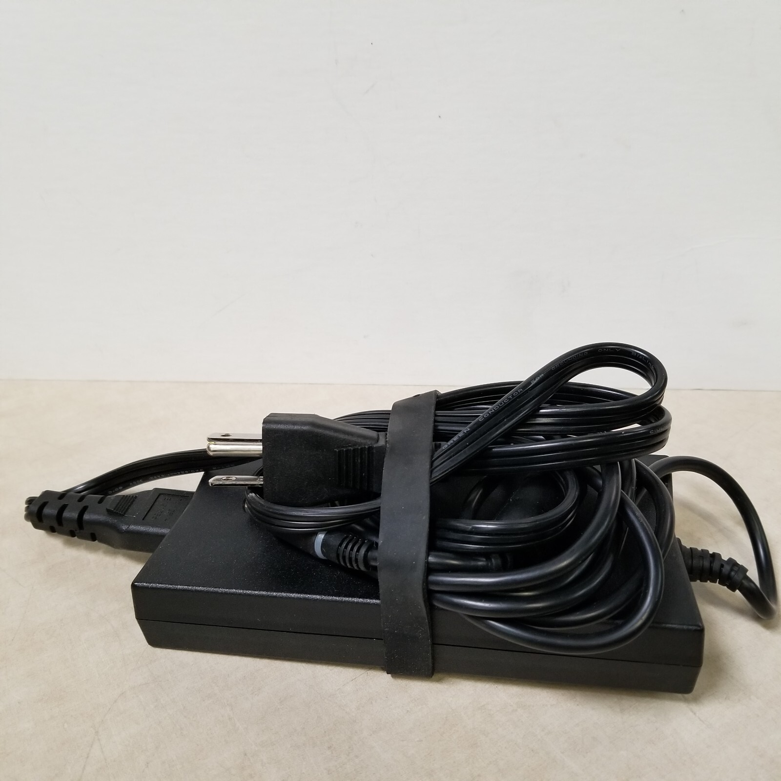 Genuine Dell AC Adapter LA130PM190 130.0W 100-240V 2.5A 50-60Hz | eBay