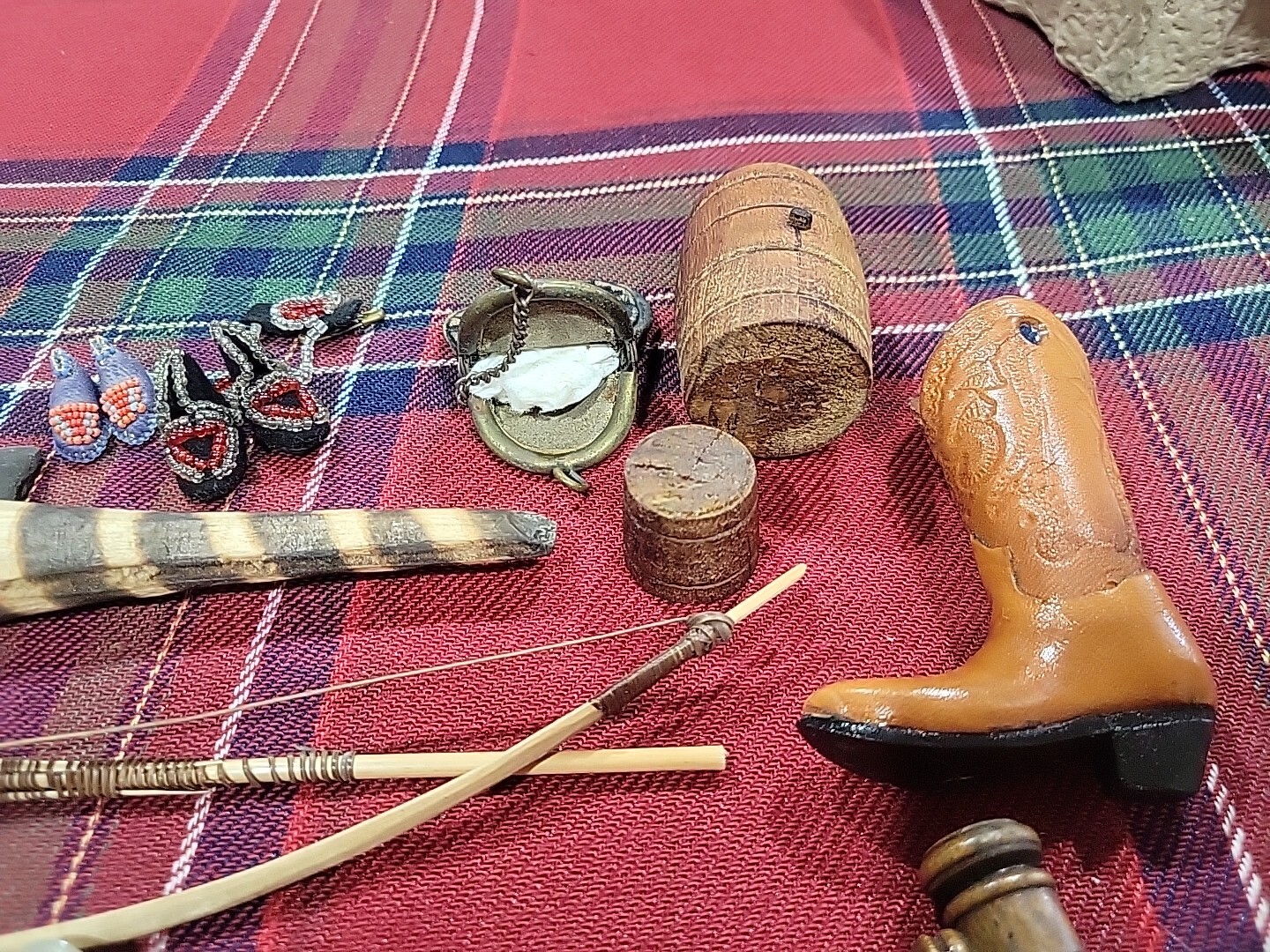 Lot Miniature early American Bow Grenade tomahawk Gavel Mace War Beads ...