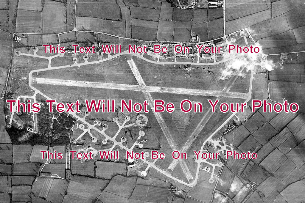 AA 300 - RAF Hardwick Airfield Norfolk USAF 1944 | eBay