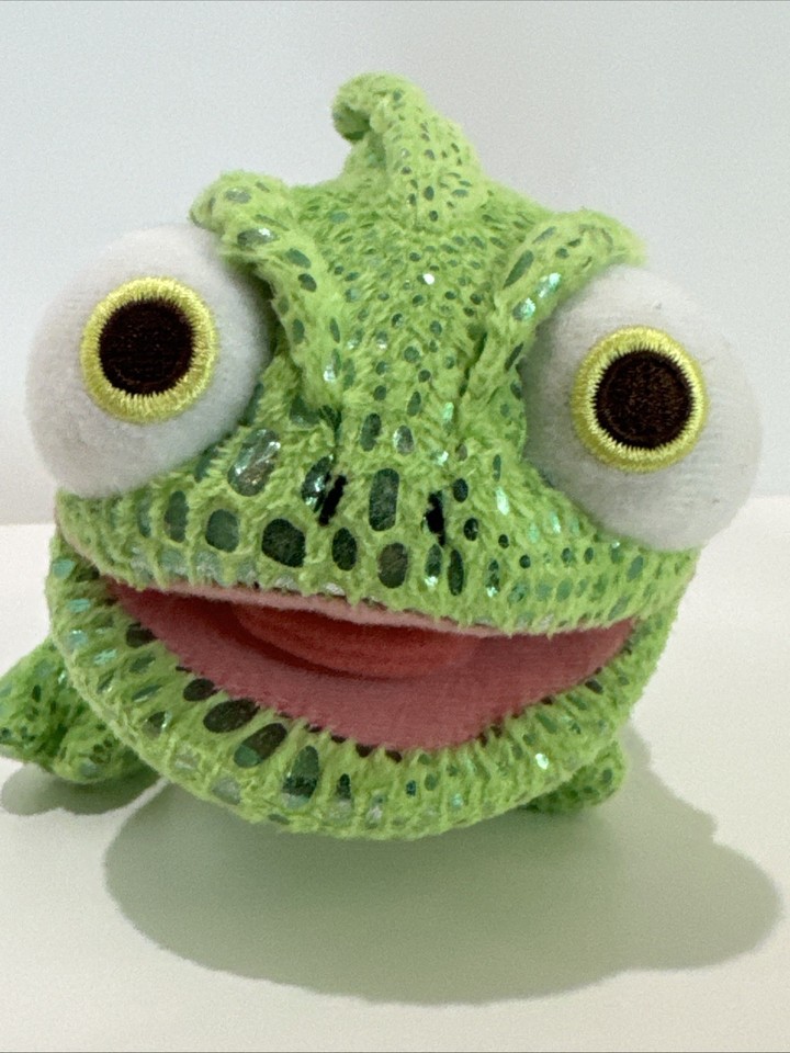 Disney Tangled Pascal Plush 8” Rapunzel’s Pet Chameleon Sparkly Stuffed ...
