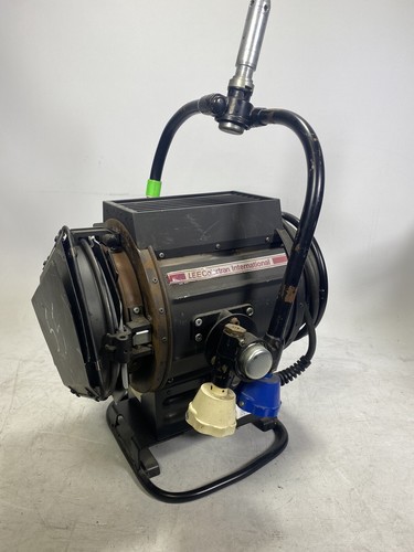Lee colortran 2000w Bébé Studio Fresnel Lumière Pole Exploité | eBay