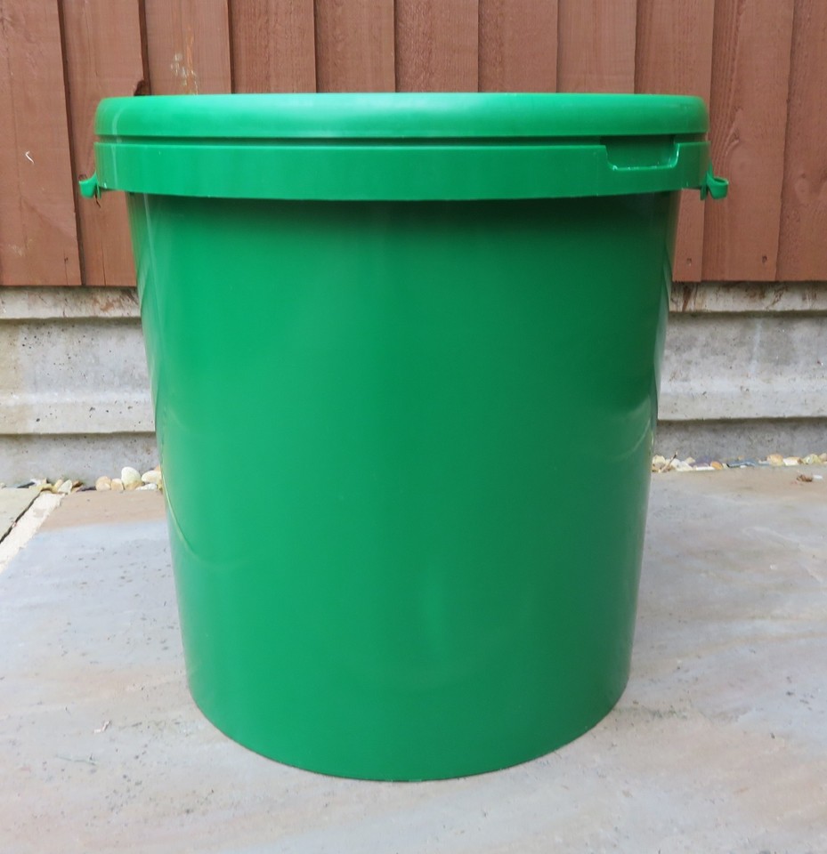 4 x Green 30Ltr Plastic Buckets, Tub, Storage Containers with Lid | eBay UK