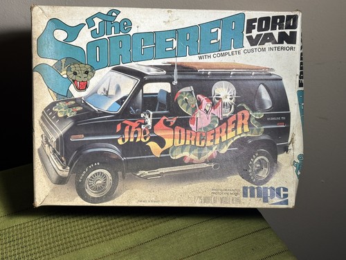 Vintage 1970s MPC The Sorcerer Ford Econoline Van Custom 1:25 Model ...