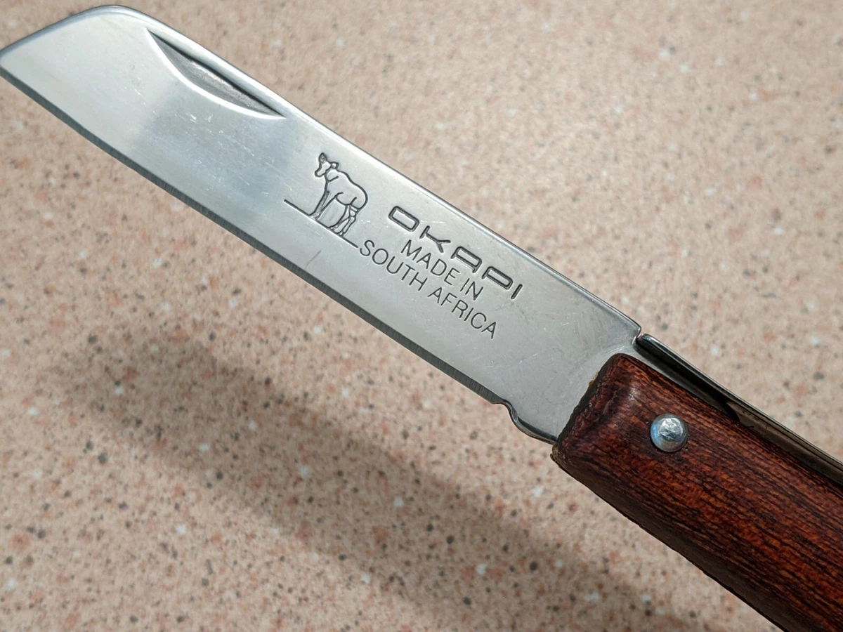 Okapi Knife Logo