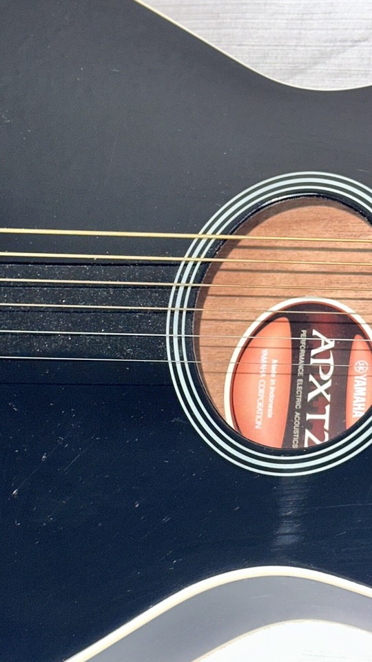 Yamaha APXT2 BL Right Handed 6 String Acoustic-Electric Guitar - Black ...