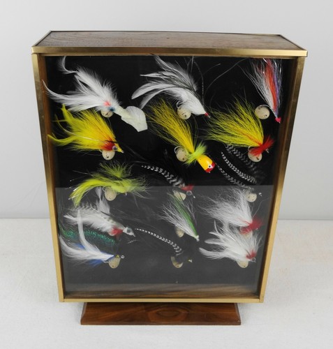 Vintage Lot Fresh Water Salt Water Fly Fishing Flies in Display Case ...