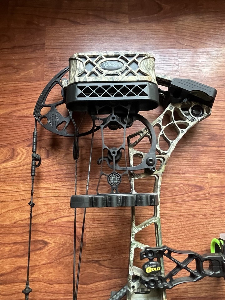 Mathews V3 27 Compound bow Loaded | eBay