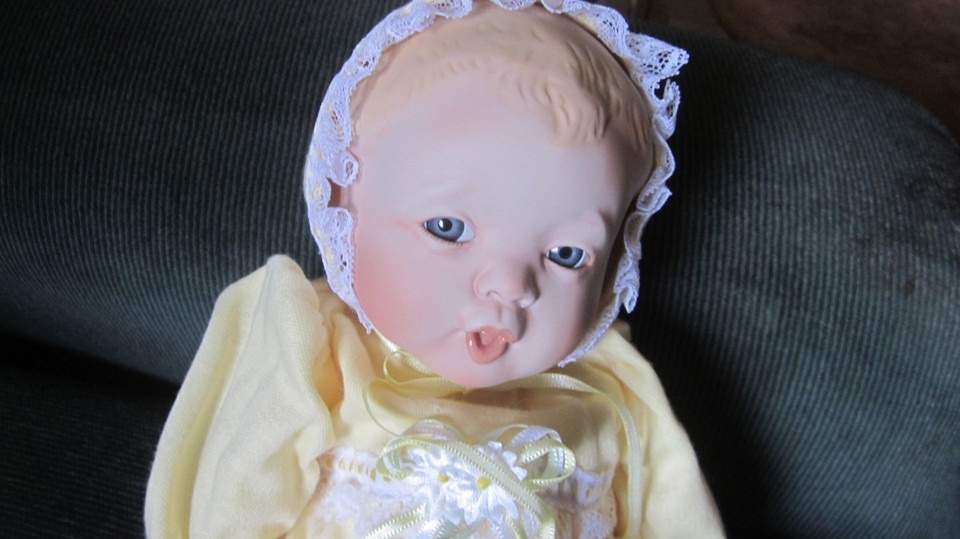 Ashton Drake Galleries Dolls-Daisy Ann-Yolanda Bellow | eBay