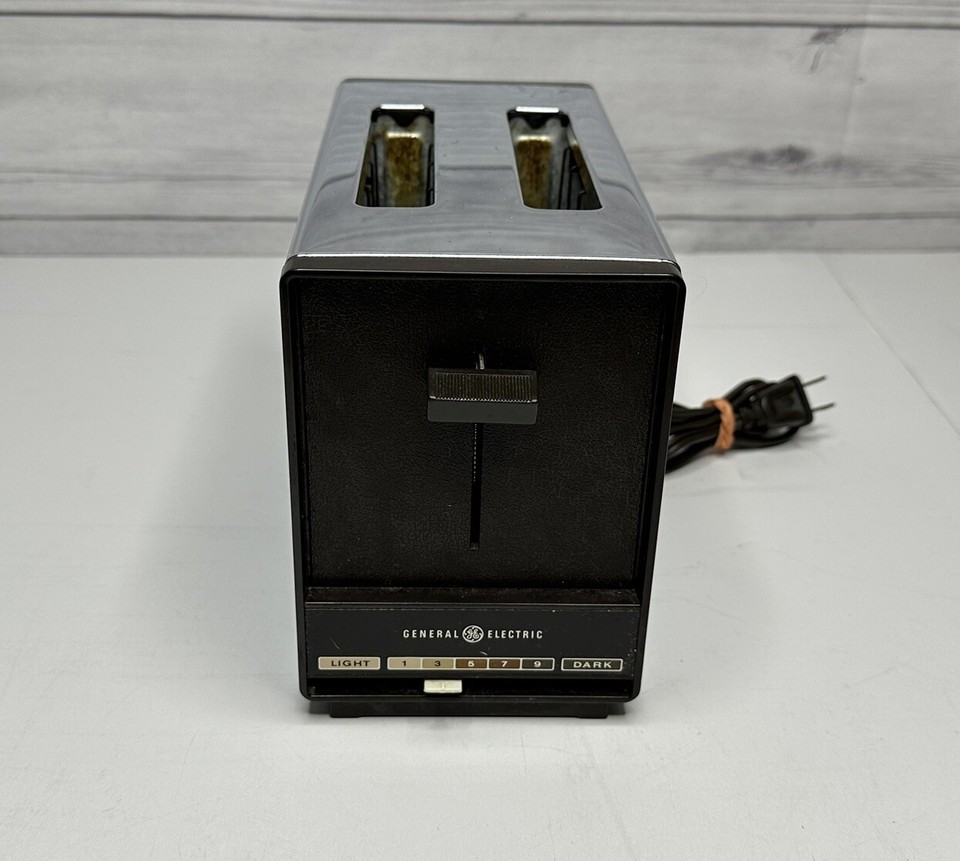Vintage GE Toaster 2-Slice General Electric Model A10 T17 900W Chrome ...