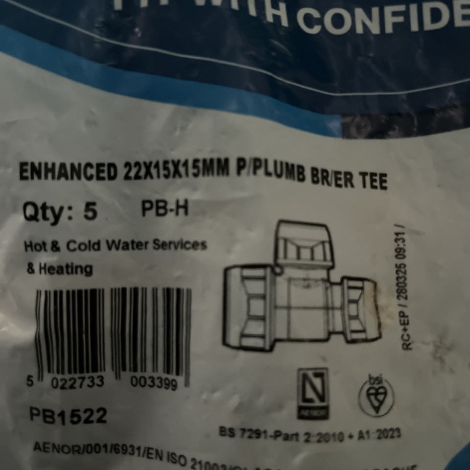 Polypipe PolyPlumb PB1522 22mm x 15mm x 15mm Branch One Ended Reduced ...