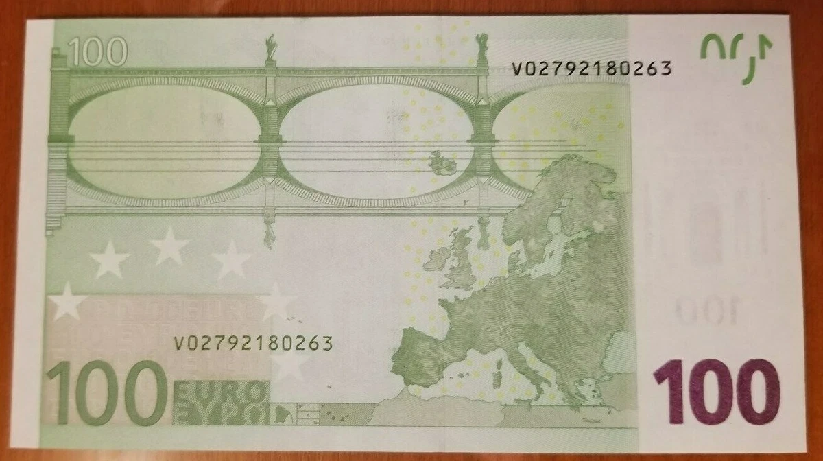 100 Euro Currency Notes