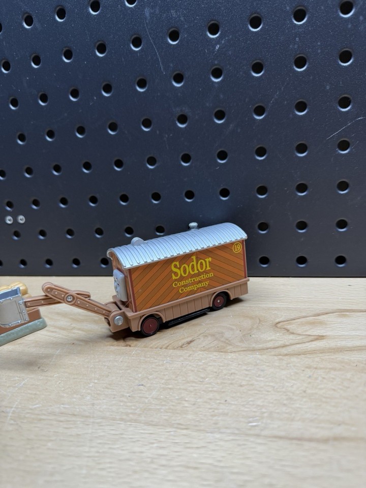 Trackmaster Thomas & Friends Ned With Cargo WORKING Motorized Train | eBay