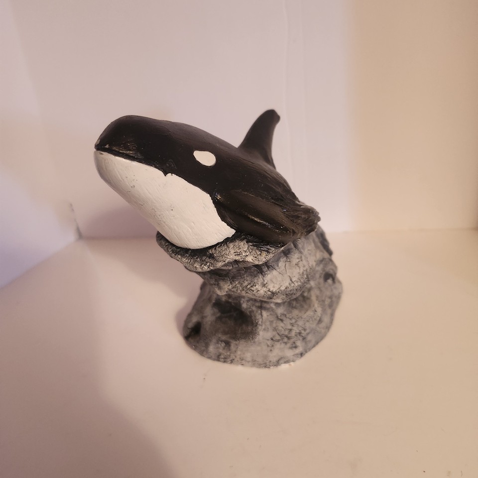 Mt. St Helens Sculpture Of Orca Crafted By Hand Of Genuine Volcanic Ash ...