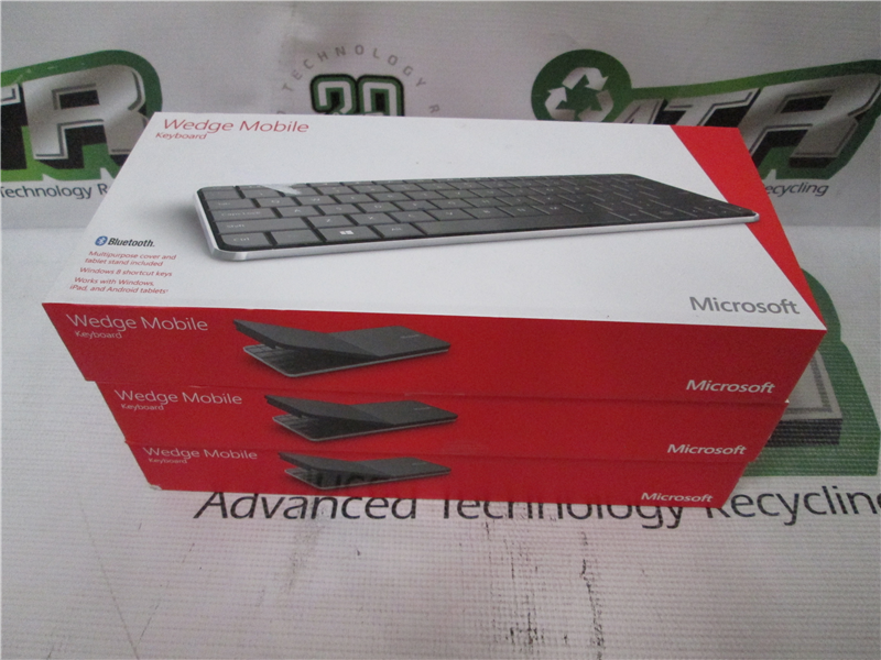 Microsoft Wedge Mobile Bluetooth Keyboards Model 1521 w/ Cover Lot of 3 ...