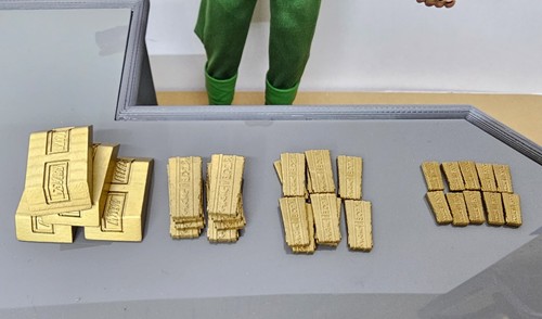 Star Trek Inspired DS9 Deep Space 9 Quark's Bar Exo-6 / 1:6 Scale ...