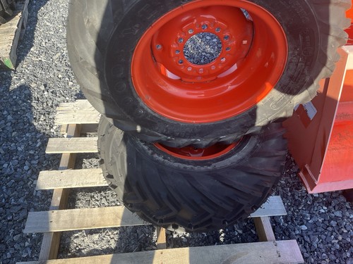 Rear 31x15.50-15 Bar/Turf Tire & Rims for Kubota B7410 B7510 B7610 ...