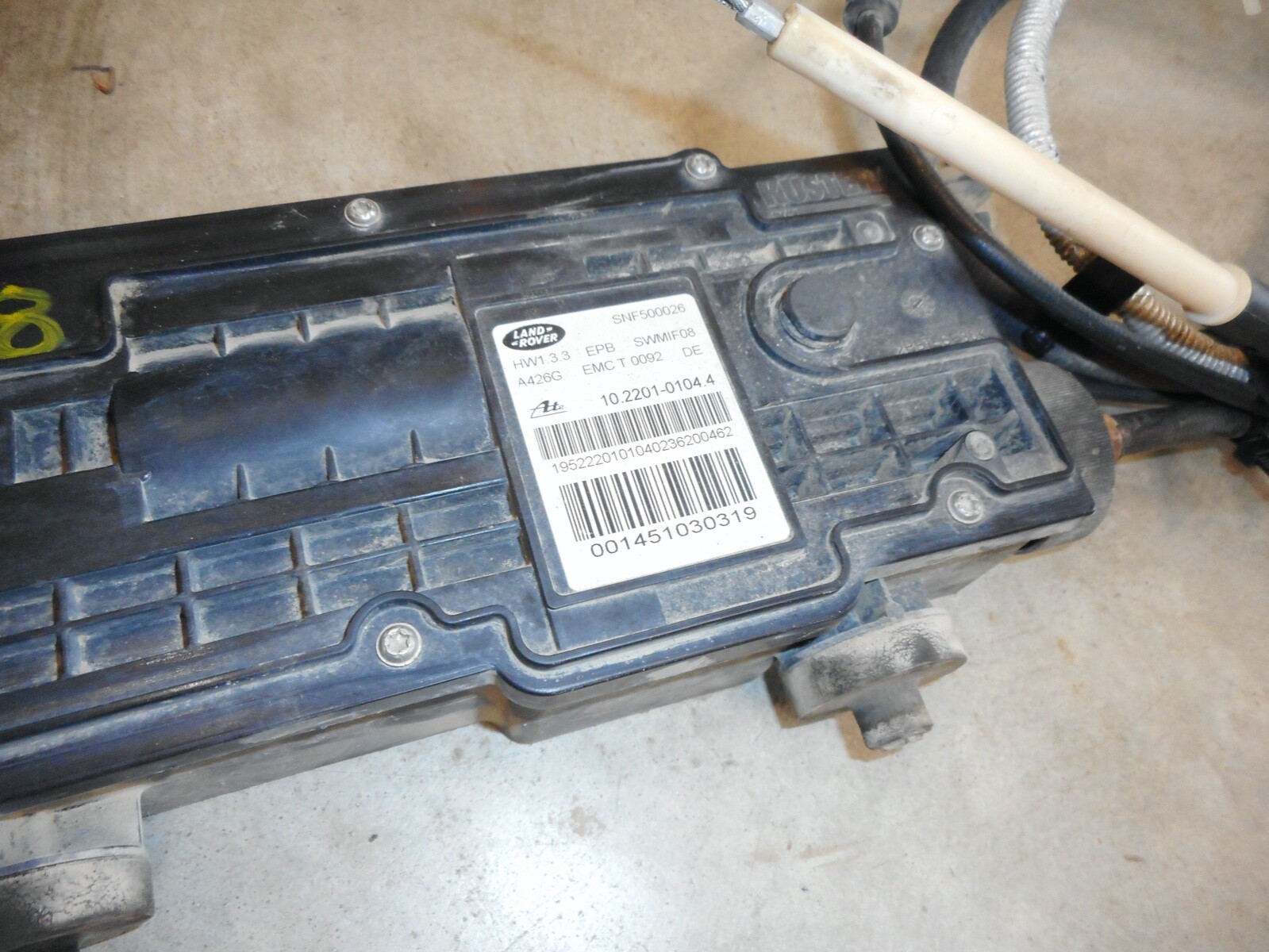 2006 LAND ROVER LR3 EMERGENCY PARKING BRAKE ACTUATOR W/ CABLE SNF500026 ...