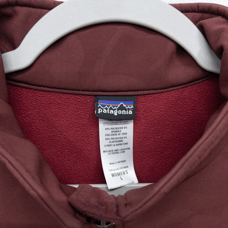 Patagonia Women's Maroon Floral Full Zip Soft Shell Leaf Print Jacket ...