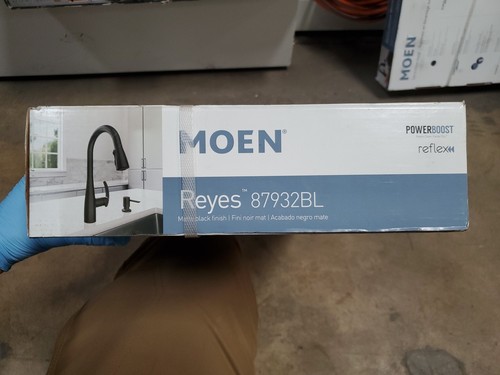 NEW Moen Reyes 87932BL 1-Handle Pulldown Kitchen Faucet Matte Black | eBay