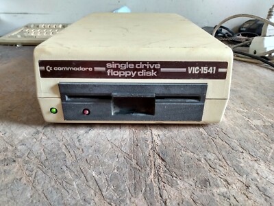 VINTAGE COMMODORE VIC-1541 SINGLE FLOPPY DRIVE | eBay