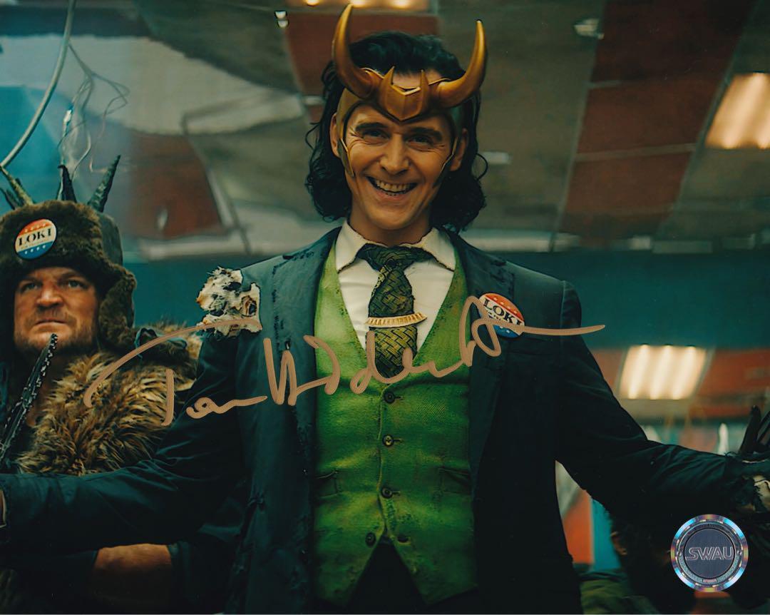 Marvel Mcu Loki / Tom Hiddleston Autographed Photo | eBay