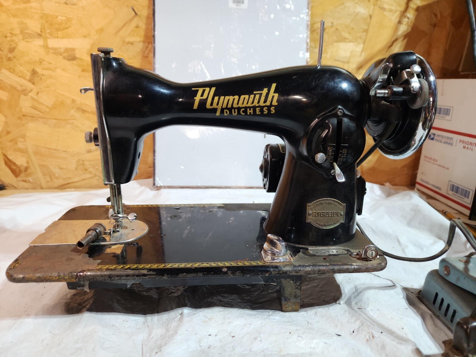 Antique PLYMOUTH DUCHESS Model 24 Super Deluxe Sewing Machine Japan ...