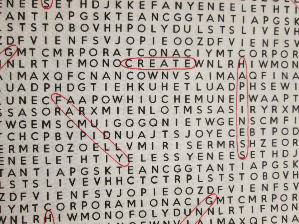 WORD SEARCH PUZZLE WHITE BLACK GAMES COTTON FABRIC FQ | eBay