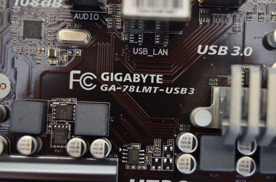 GIGABYTE GA-78LMT-USB3 R2 AM3+ Micro ATX DDR3 Motherboard & I/O ...