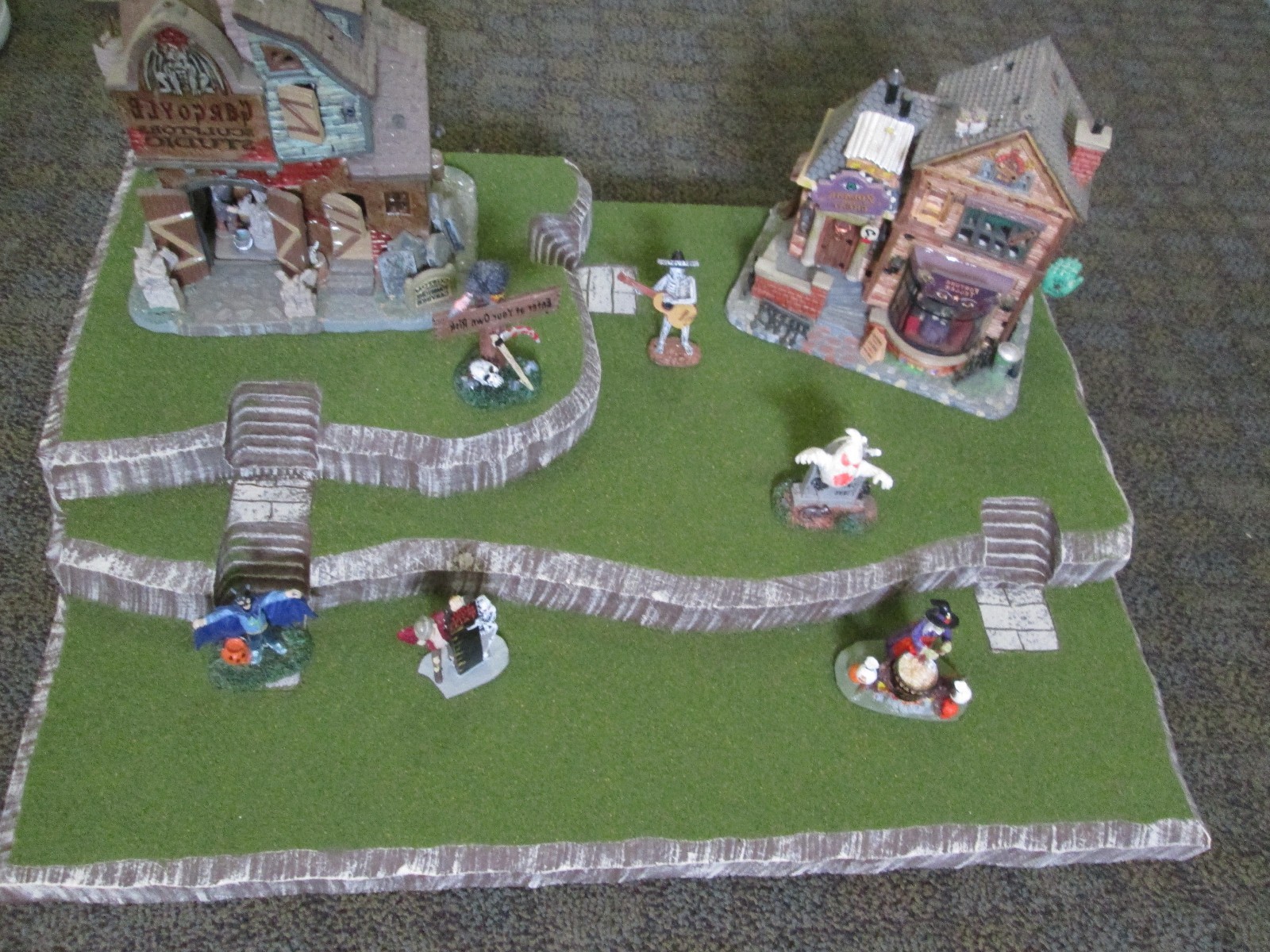 Halloween / Thanksgiving / Easter / Spring / Fall Village Display ...