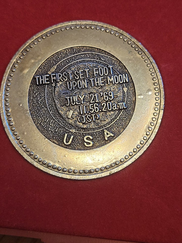 Vtg Apollo11-1969 First Set Foot on Moon Medallion Rare United States ...
