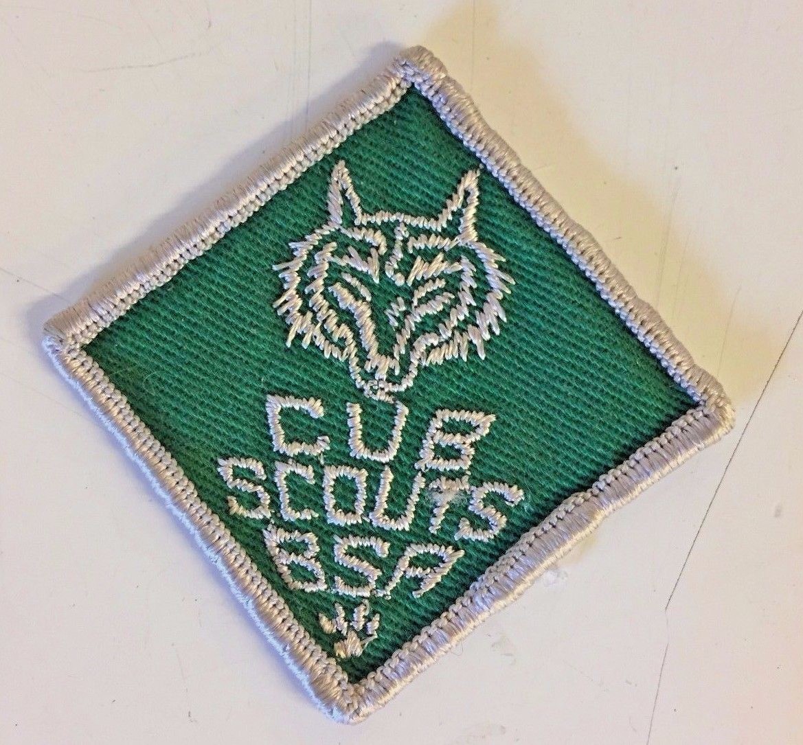 Vintage Boy Scouts Of America Green Diamond Patch Wolf BSA Paw Survival ...