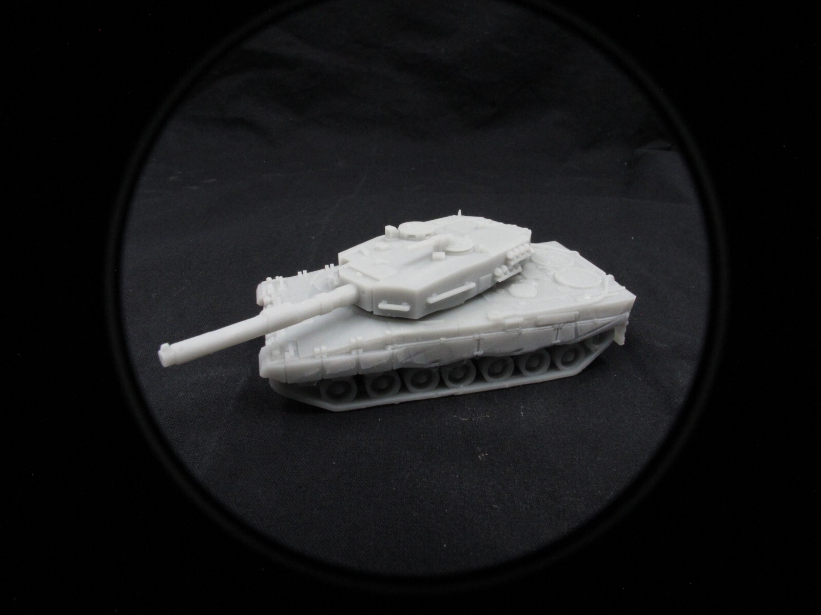 German Leopard 2 Tank 15mm 1/100 Flames of War Team Yankee | eBay