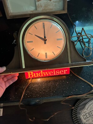 Vintage Budweiser Clock and Light Up Sign | eBay