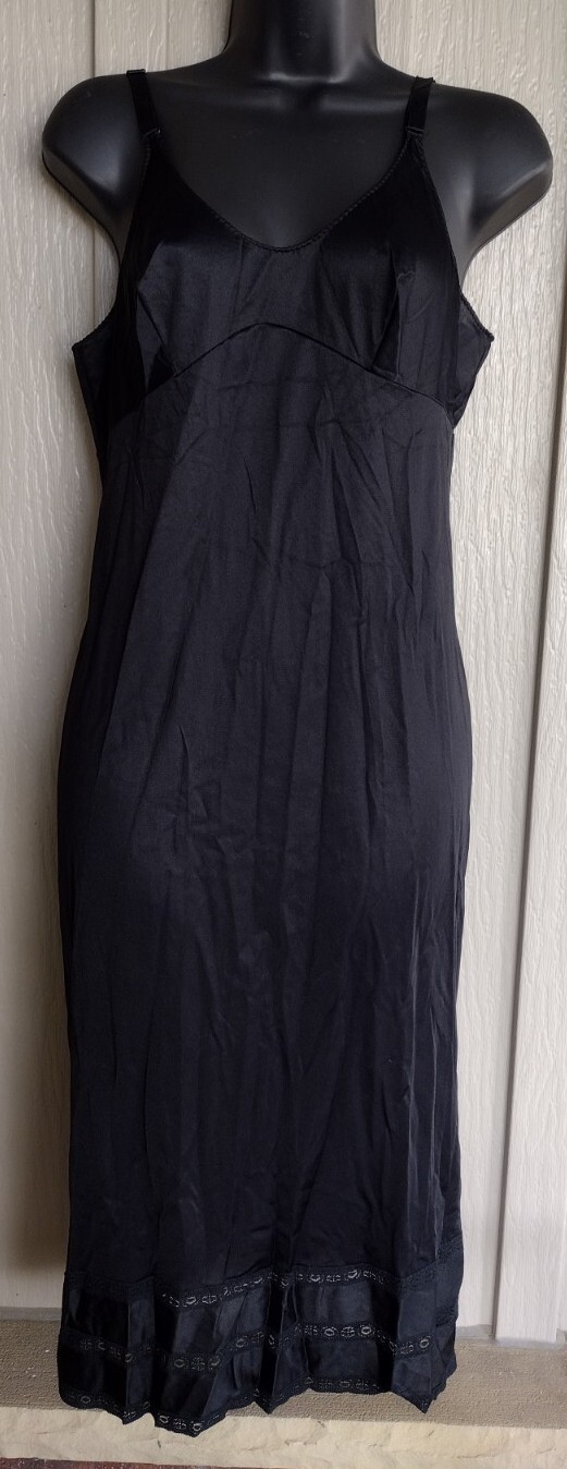 Vintage 70s SEARS Nylon black Full Slip dress gown li… - Gem
