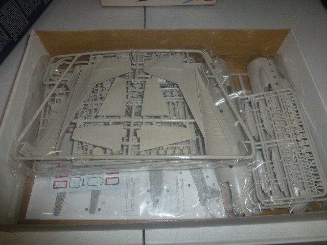 1/72 RODEN Antonov An-12 BK-PPS Cub Russian ECW Kit RD-046 New In Open ...