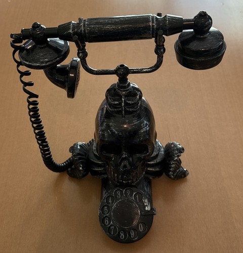 Gemmy Haunted Halloween Skull Talking Telephone With Spinning Red Eyes ...