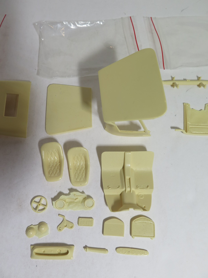 MONOGRAM MODELS UNCERTAIN T SHOW CAR JUNK YARD & RESIN KIT ...