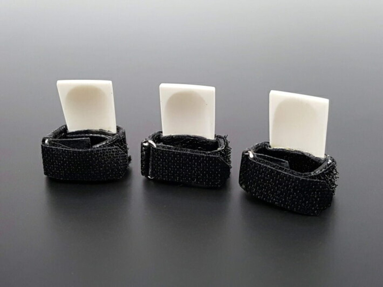 Koto Plectrum Finger Pick Nail Belt Adjustment 3 Pieces set (M, M, L ...