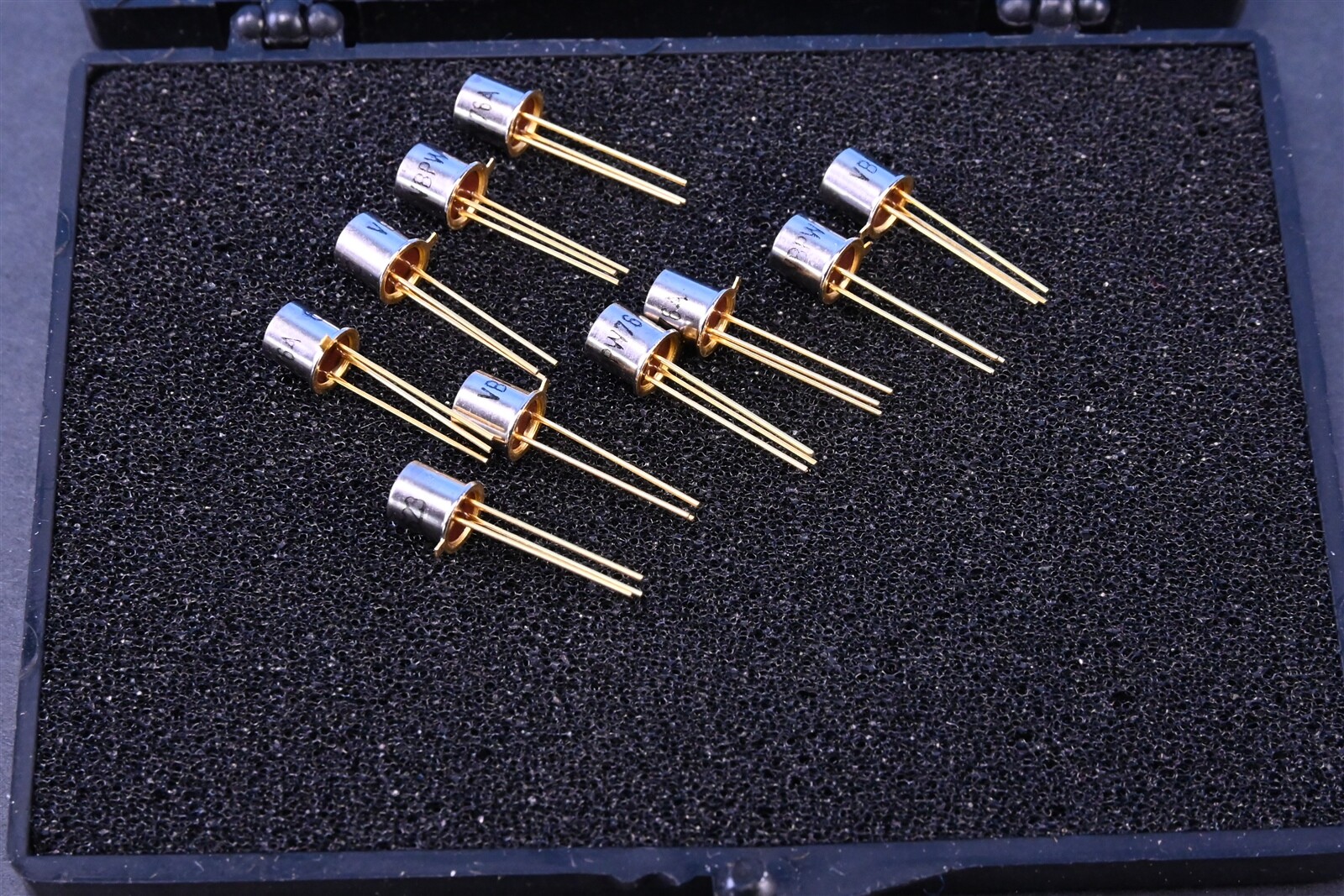10 Vishay Phototransistor Chip Silicon 850nm 3-Pin Photo Detector ...