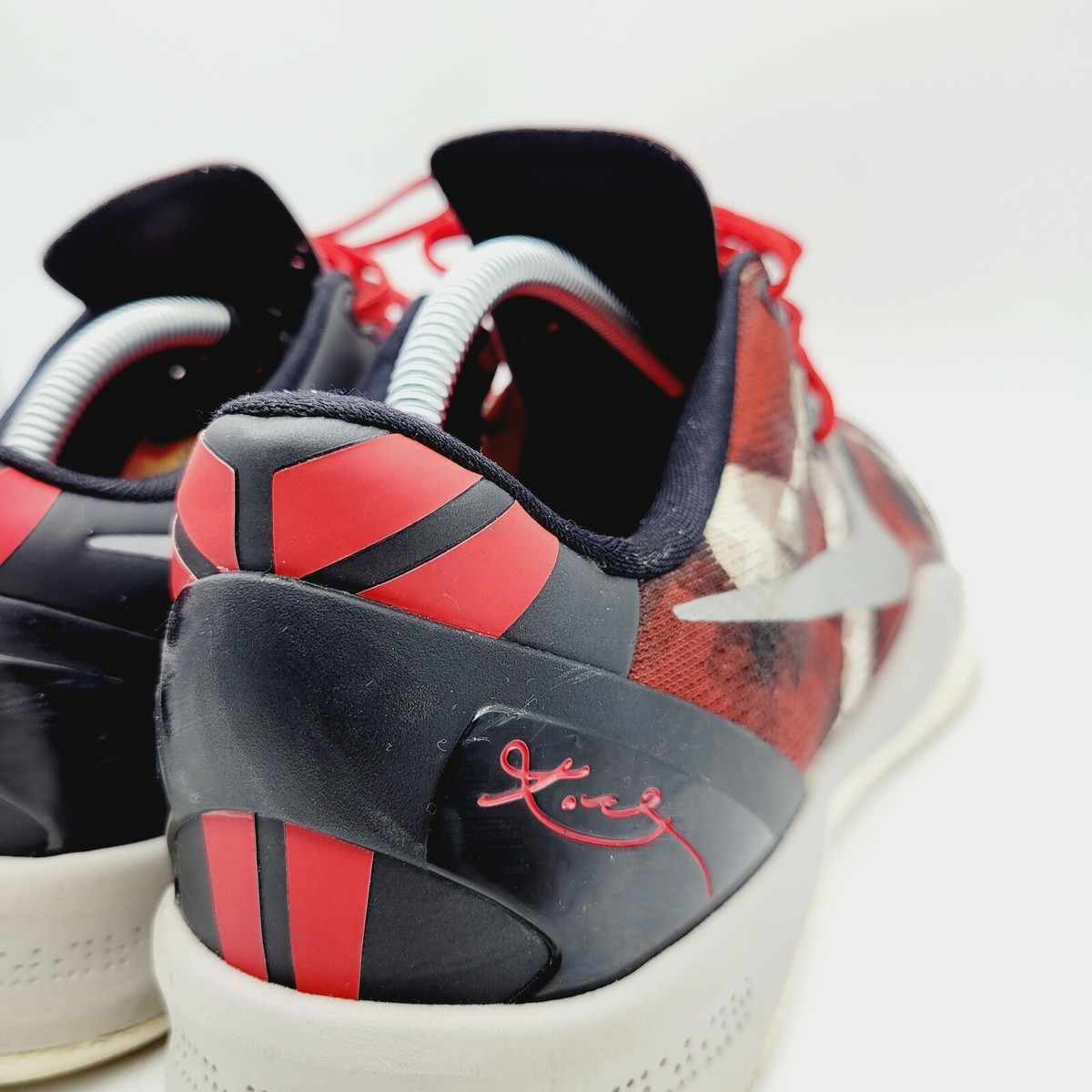 Kobe 8 System Blood Dragon