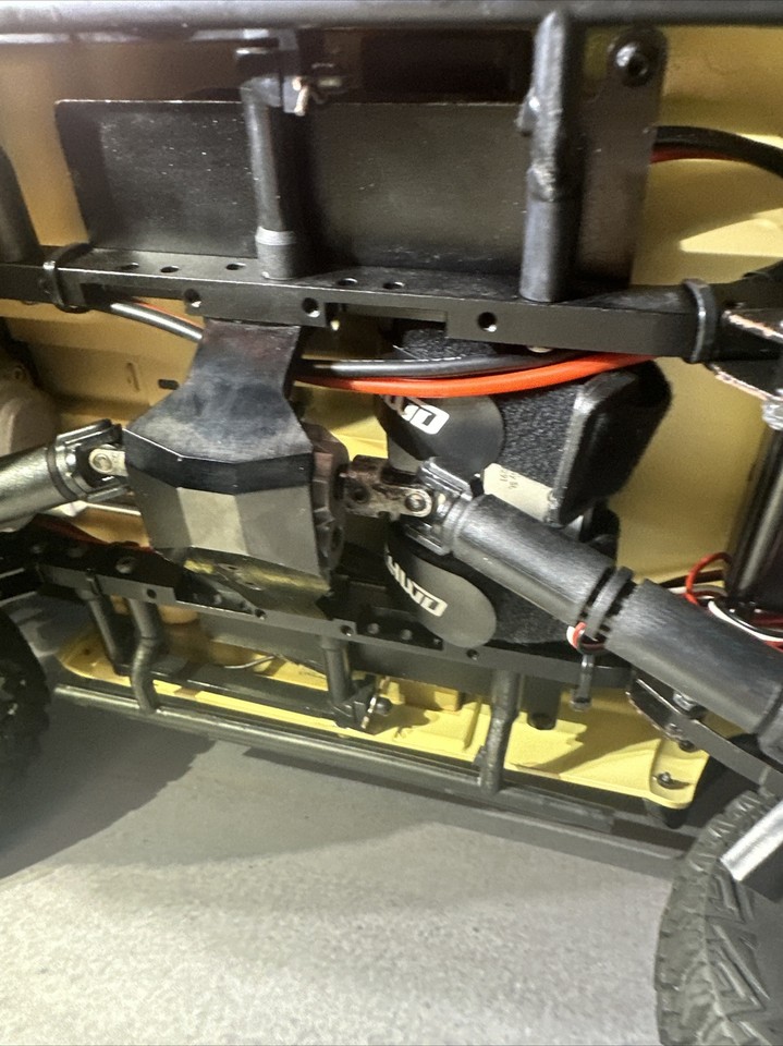 RC4WD Tf2 RTR No Remote Upgraded 1985 Toyota 4Runner Discontinued Body ...