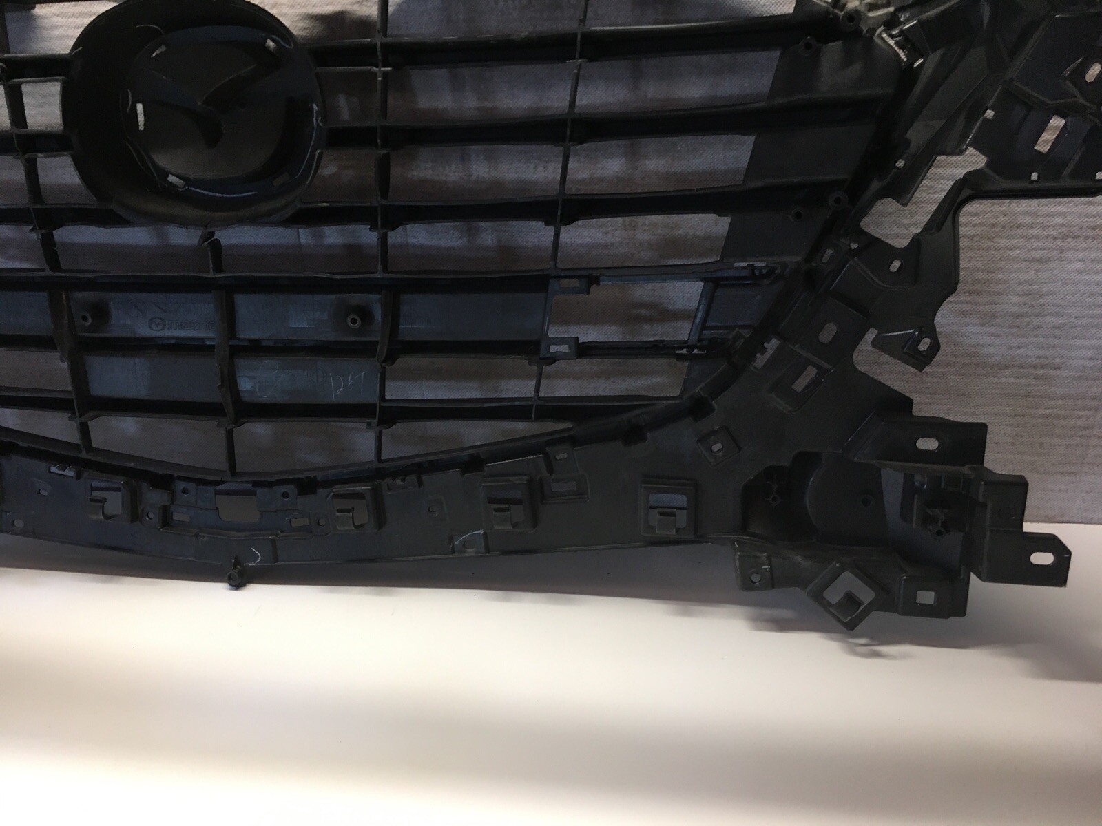 2017 2018 Mazda 3 Grill OEM B63B-50-712B | eBay