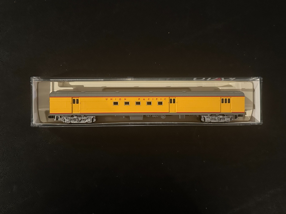 N SCALE SET OF 4 KATO UP STREAMLINER PASSENGER SET C, ITEM # 106-5013 ...
