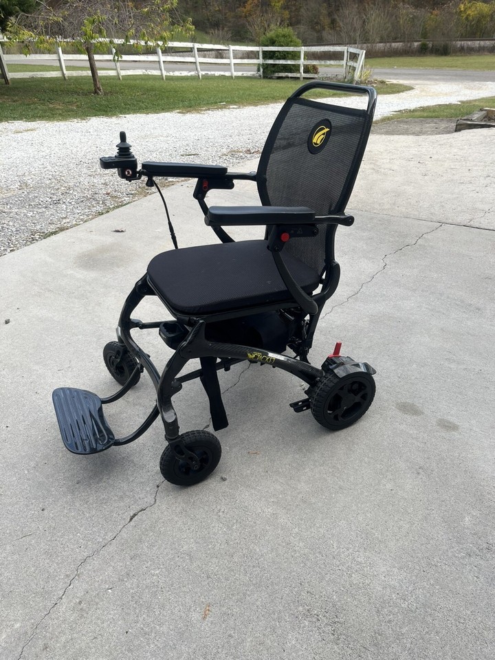 Golden Cricket GP302 Foldable Power Chair - Lightweight 100% Carbon ...