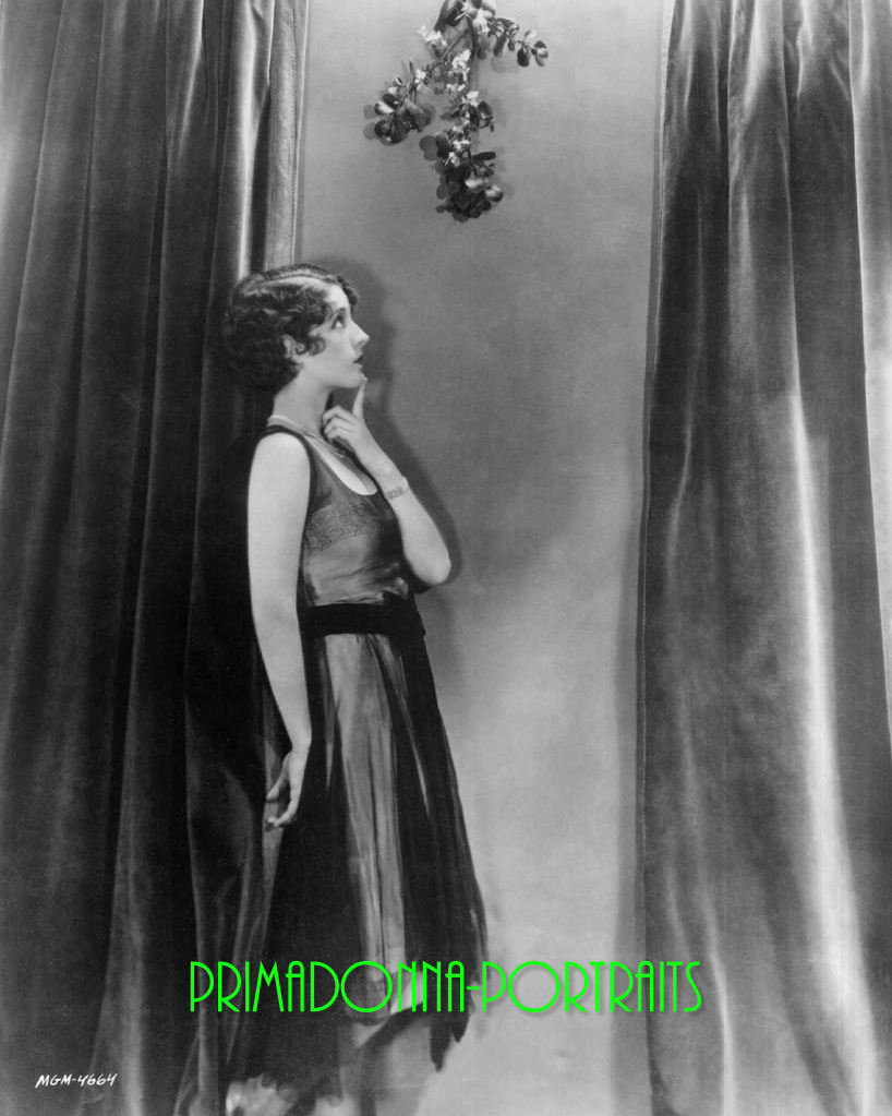 NORMA SHEARER 8X10 Lab Photo 1930s Sexy Christmas MISTLETOE Holiday ...