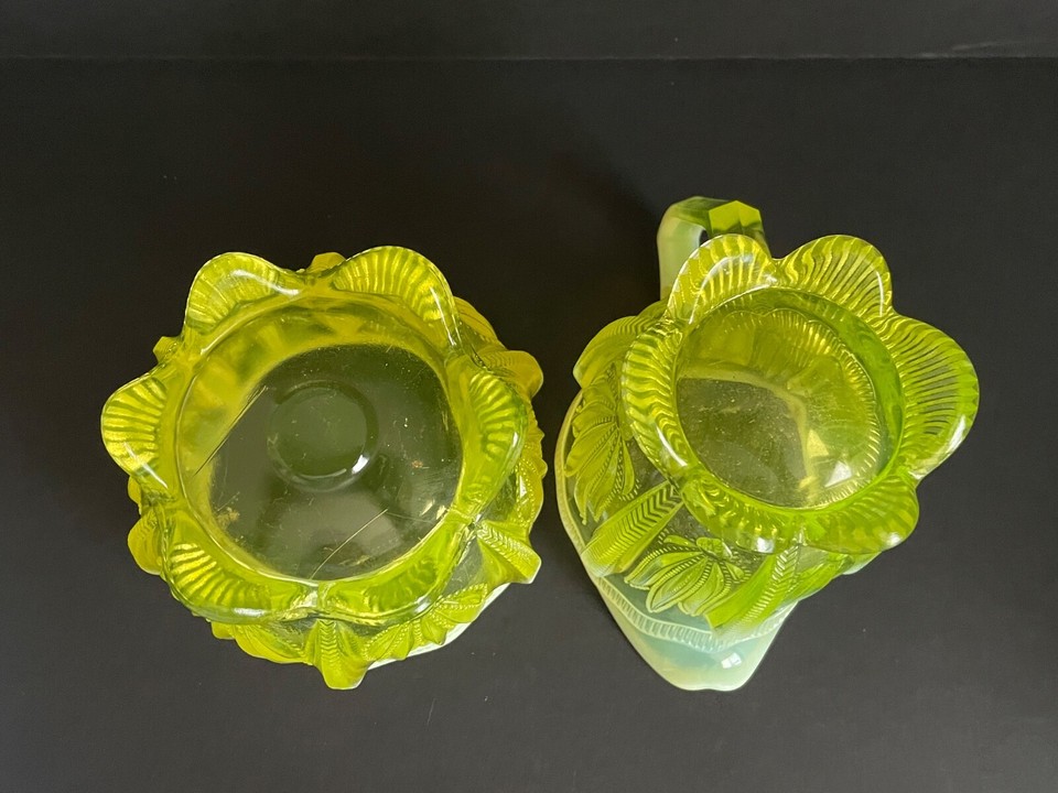 VINTAGE FENTON CACTUS CREAM & SUGAR VASELINE GLASS URANIUM MINT | eBay