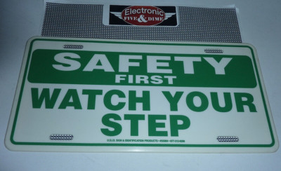 SAFETY FIRST WATCH YOUR STEP PLATE | eBay
