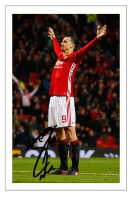 ZLATAN IBRAHIMOVIC MANCHESTER UNITED AUTOGRAPH SIGNED PHOTO PRINT ...