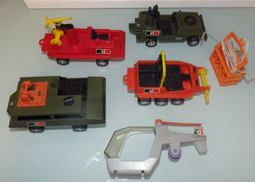 5 Vintage 1973 Lesney Matchbox MAC Mobile Action Command Fire Unit Jeep ...