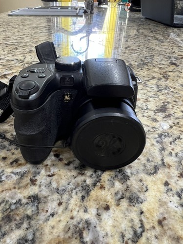 General Electric GE X400 14.1 Megapixel Digital Camera Tested W ...